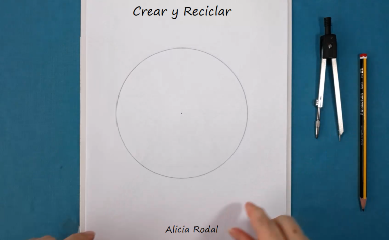 Cómo dibujar un pentágono y una estrella de 5 puntas